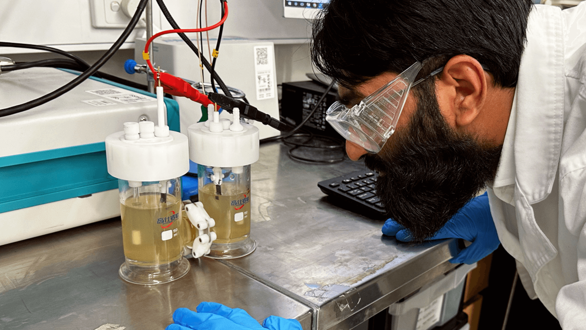 Doorbraak maakt waterstof uit rioolwater en zet de energiesector op z'n ...